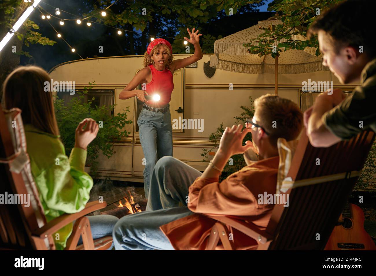 Campfire story telling hi-res stock photography and images - Alamy