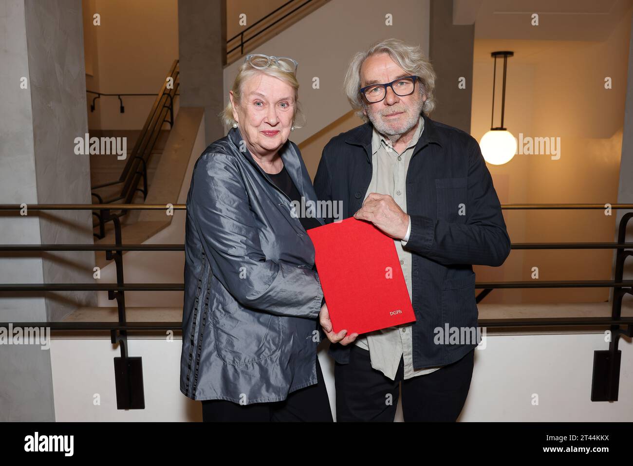 Potsdam, Germany. 28th Oct, 2023. Winners Ute Mahler and Werner Mahler ...