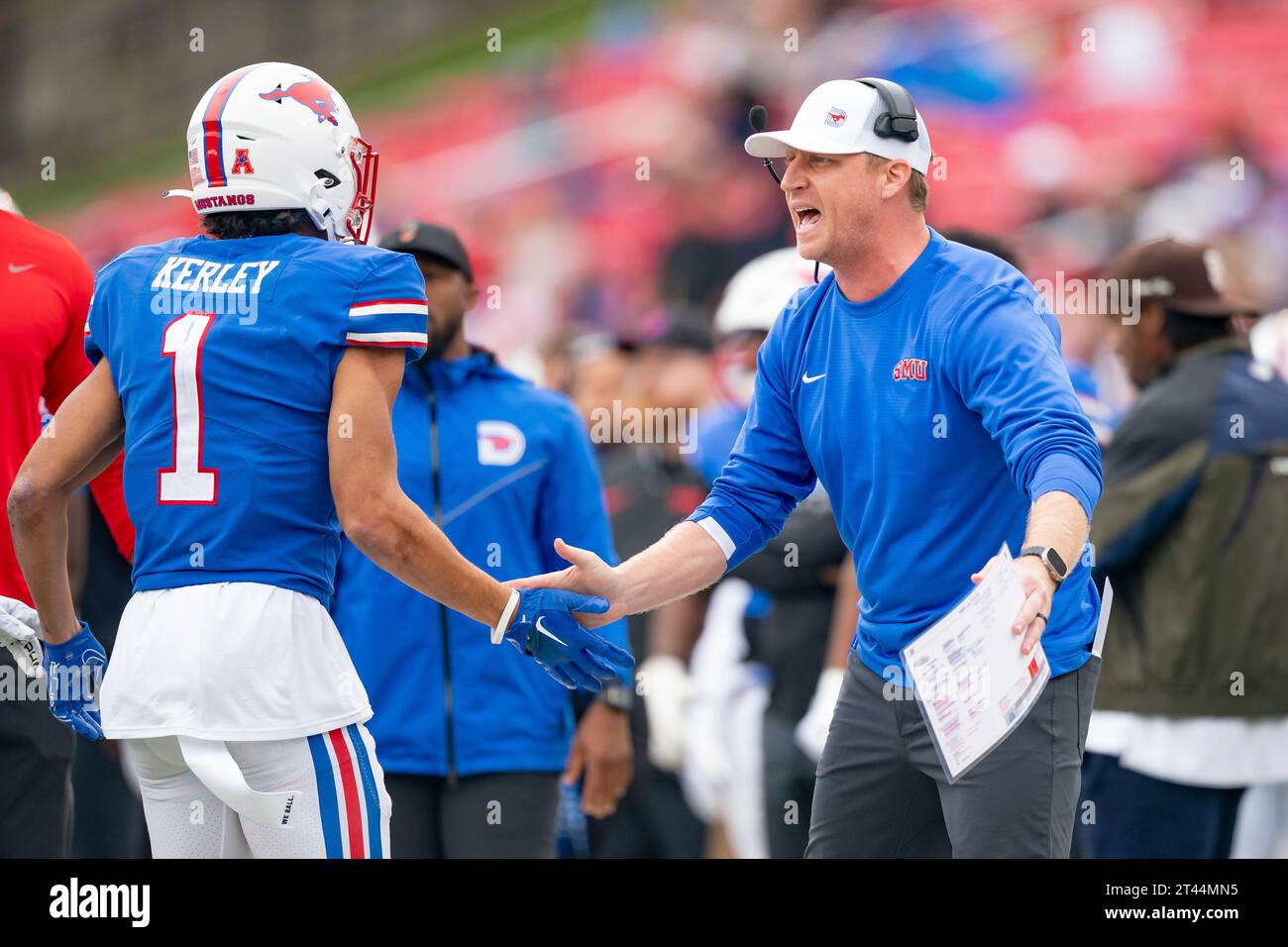 DALLAS, TX - OCTOBER 28: Southern Methodist Mustangs head coach Rhett ...