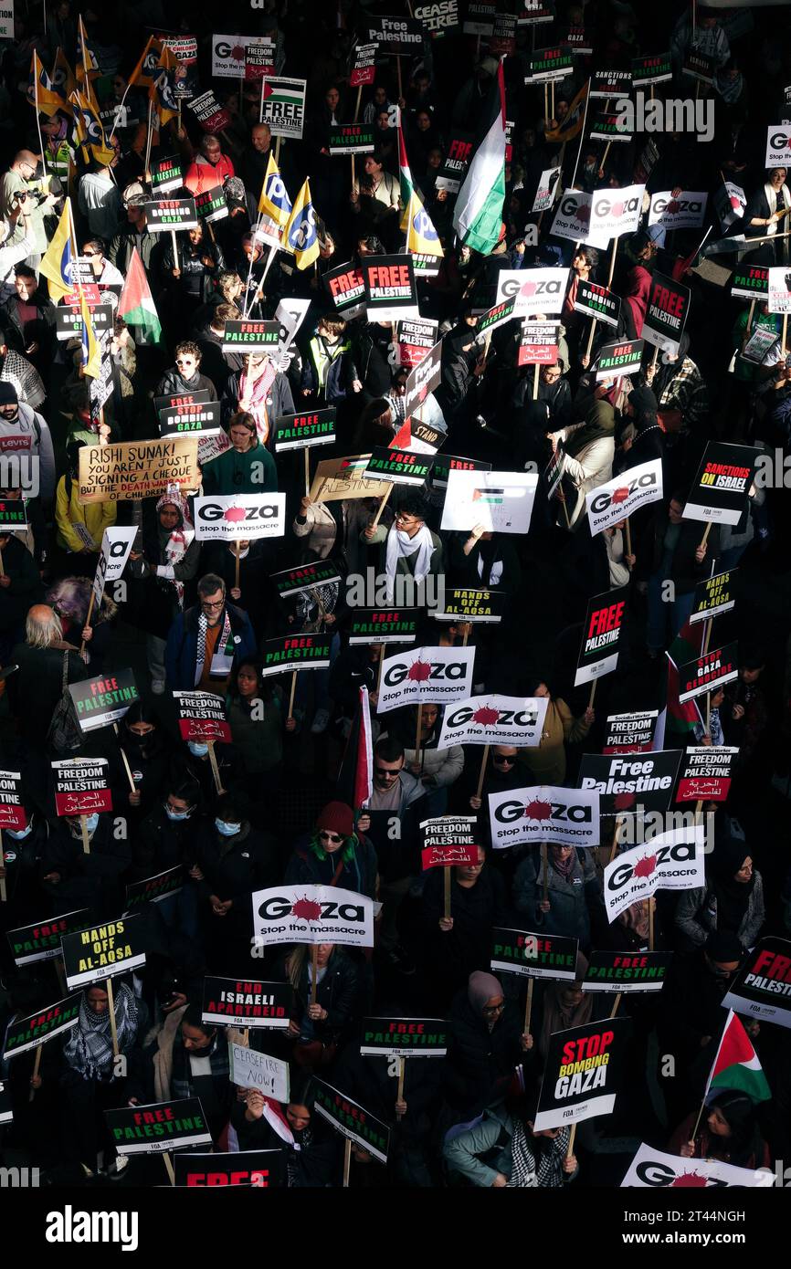 London, UK. 28th October 2023 Estimated hundreds of thousands march in ...