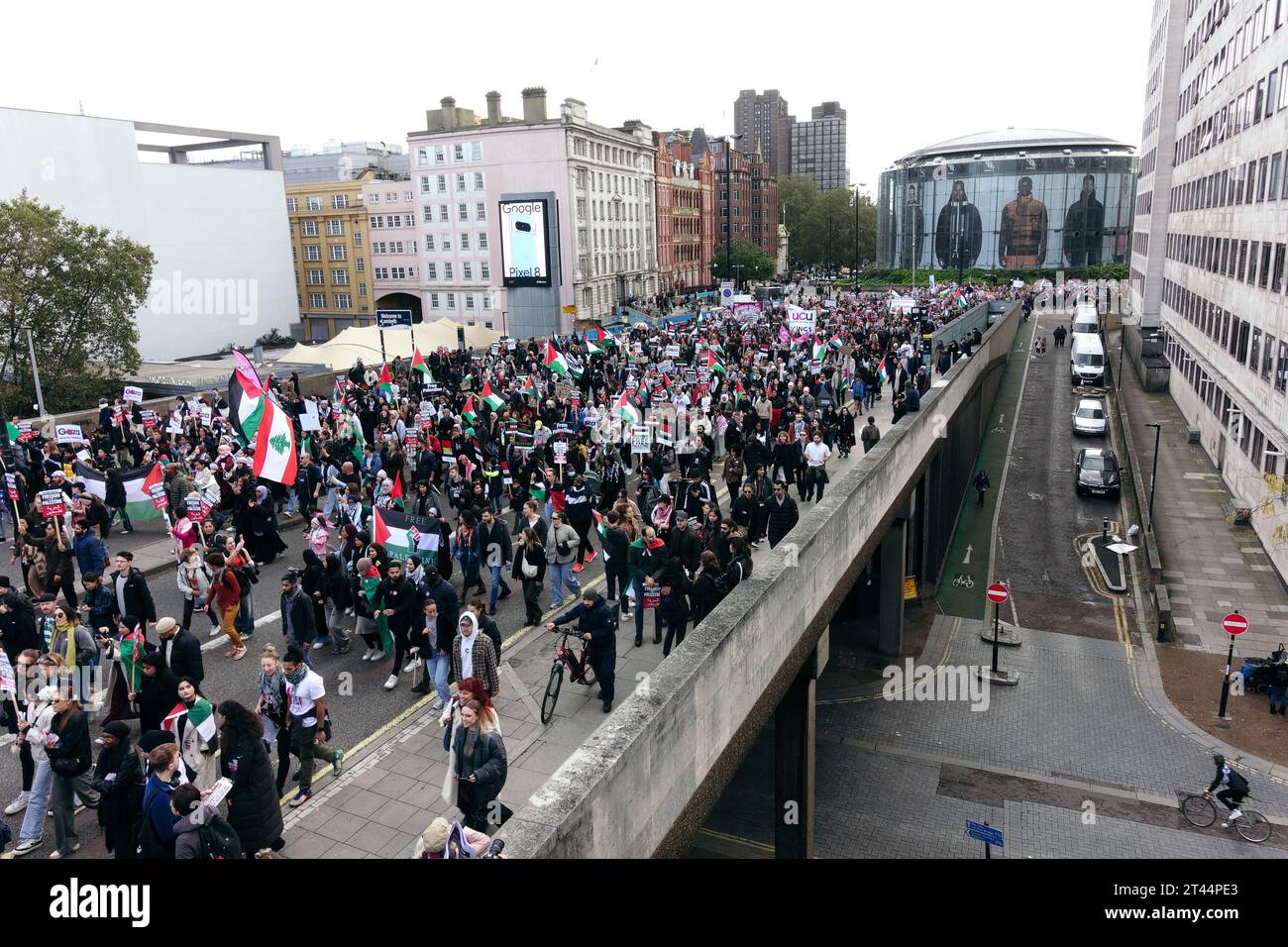 London, UK. 28th October 2023 Estimated hundreds of thousands march in ...