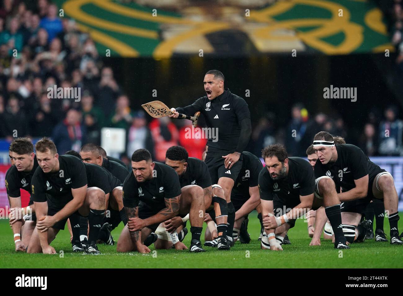 New Zealand's Aaron Smith leads the Haka before the Rugby World Cup ...