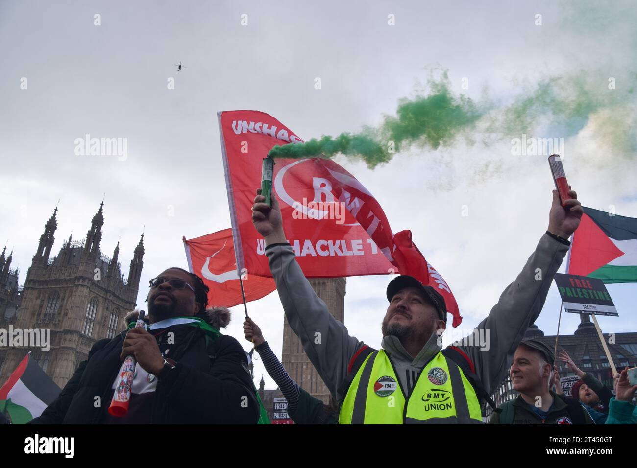 London, UK. 28th October 2023. RMT union members show their support on ...