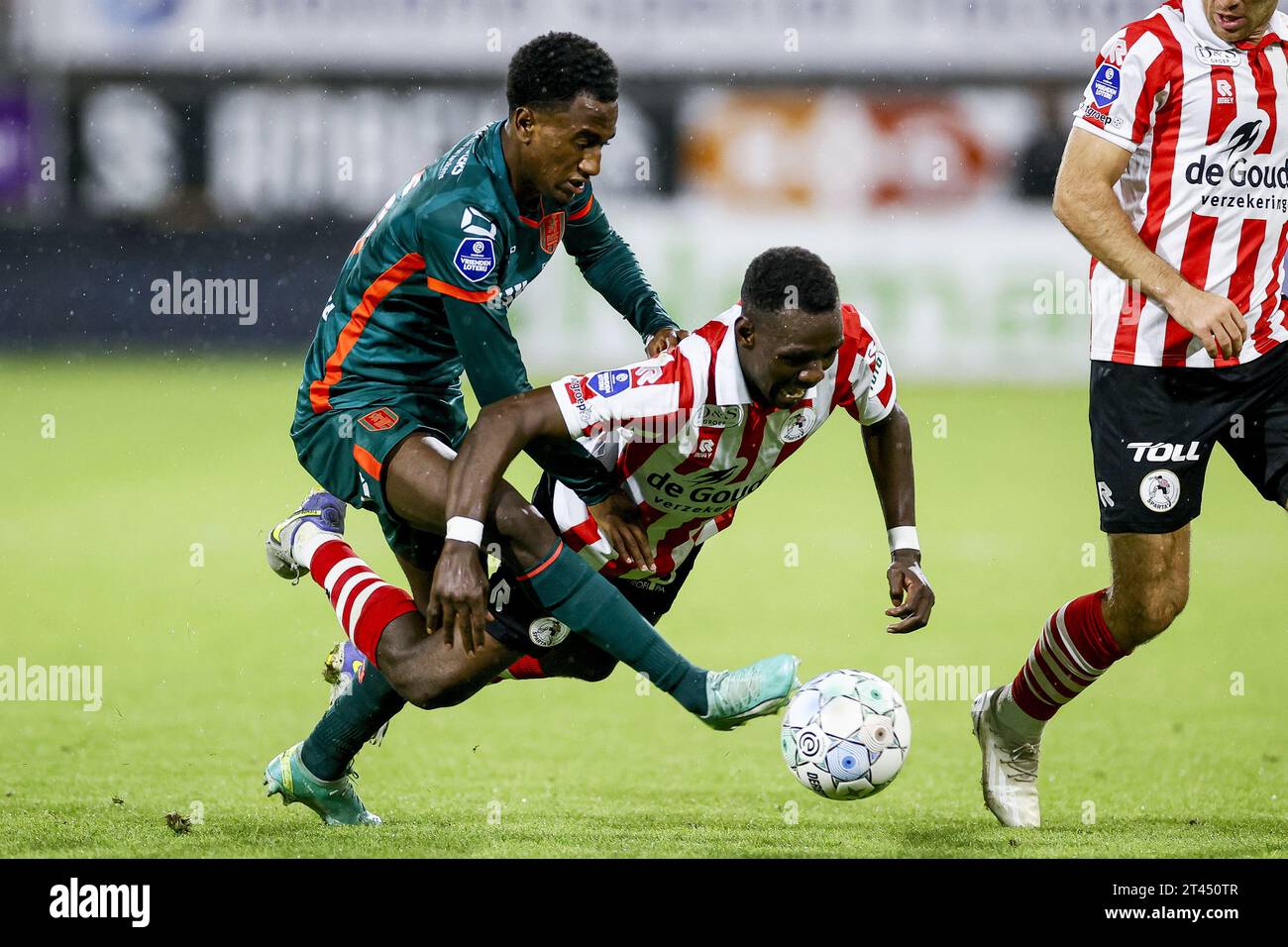ROTTERDAM - (l-r) Kevin Felida of RKC Waalwijk, Joshua Kitolano of ...
