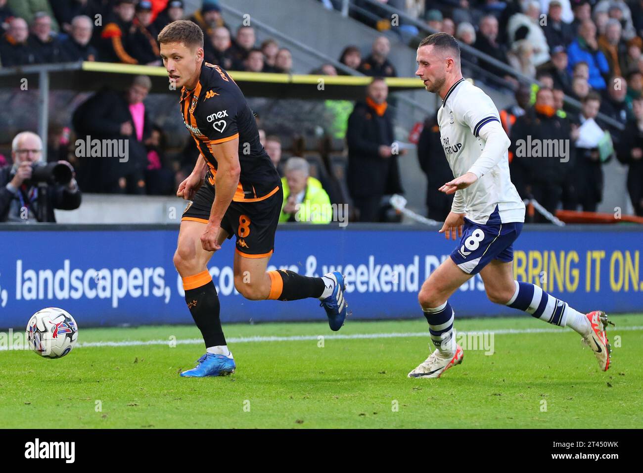 Alan Browne of Preston North End chases down Greg Docherty of Hull City ...