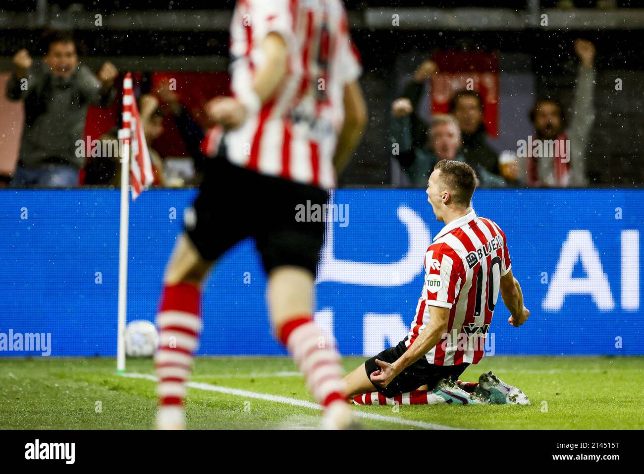 ROTTERDAM - Arno Verschueren of Sparta Rotterdam celebrates the 2-0 ...