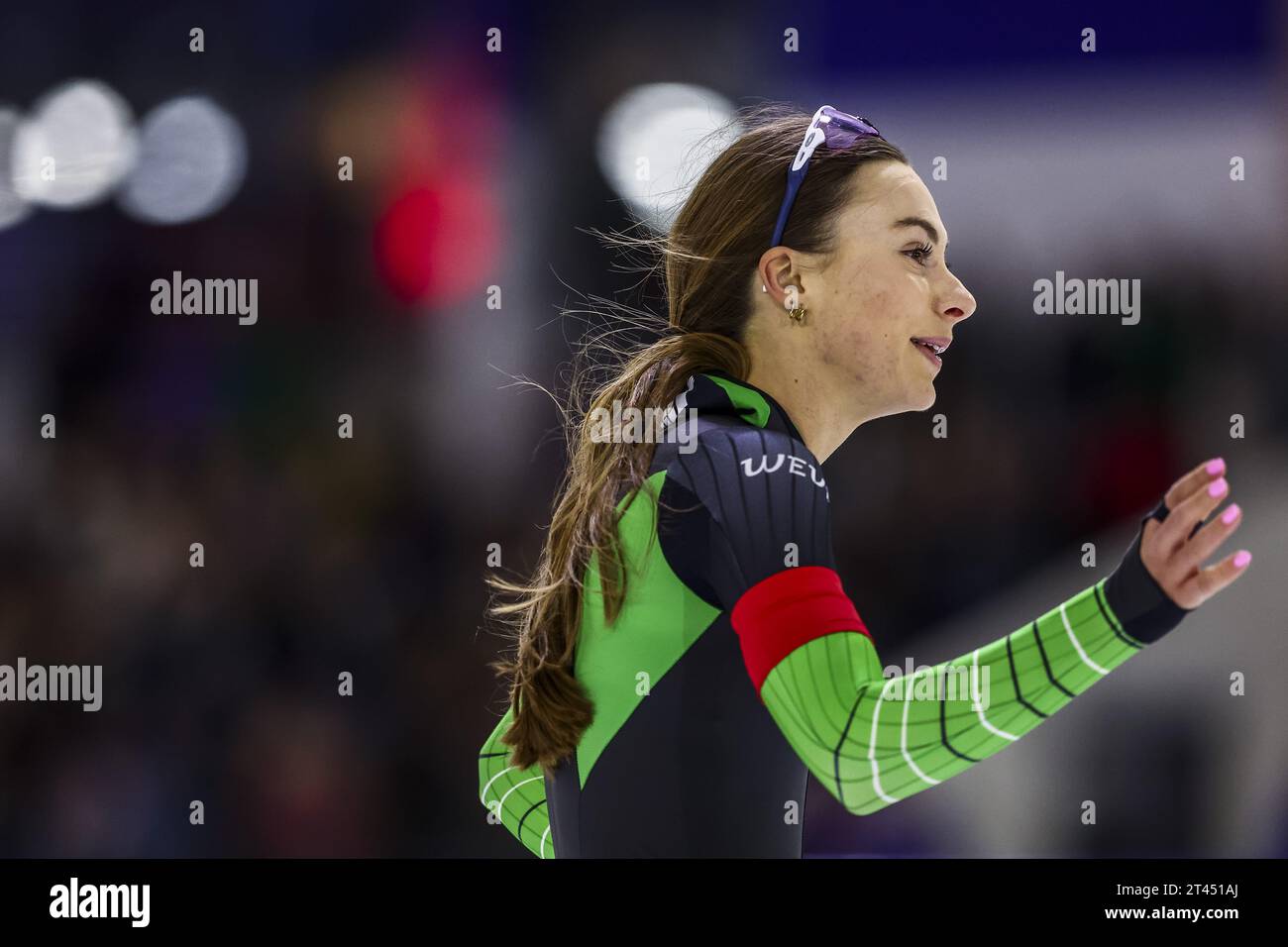 HEERENVEEN - Femke Kok responds after the second 500m ladies in the ...