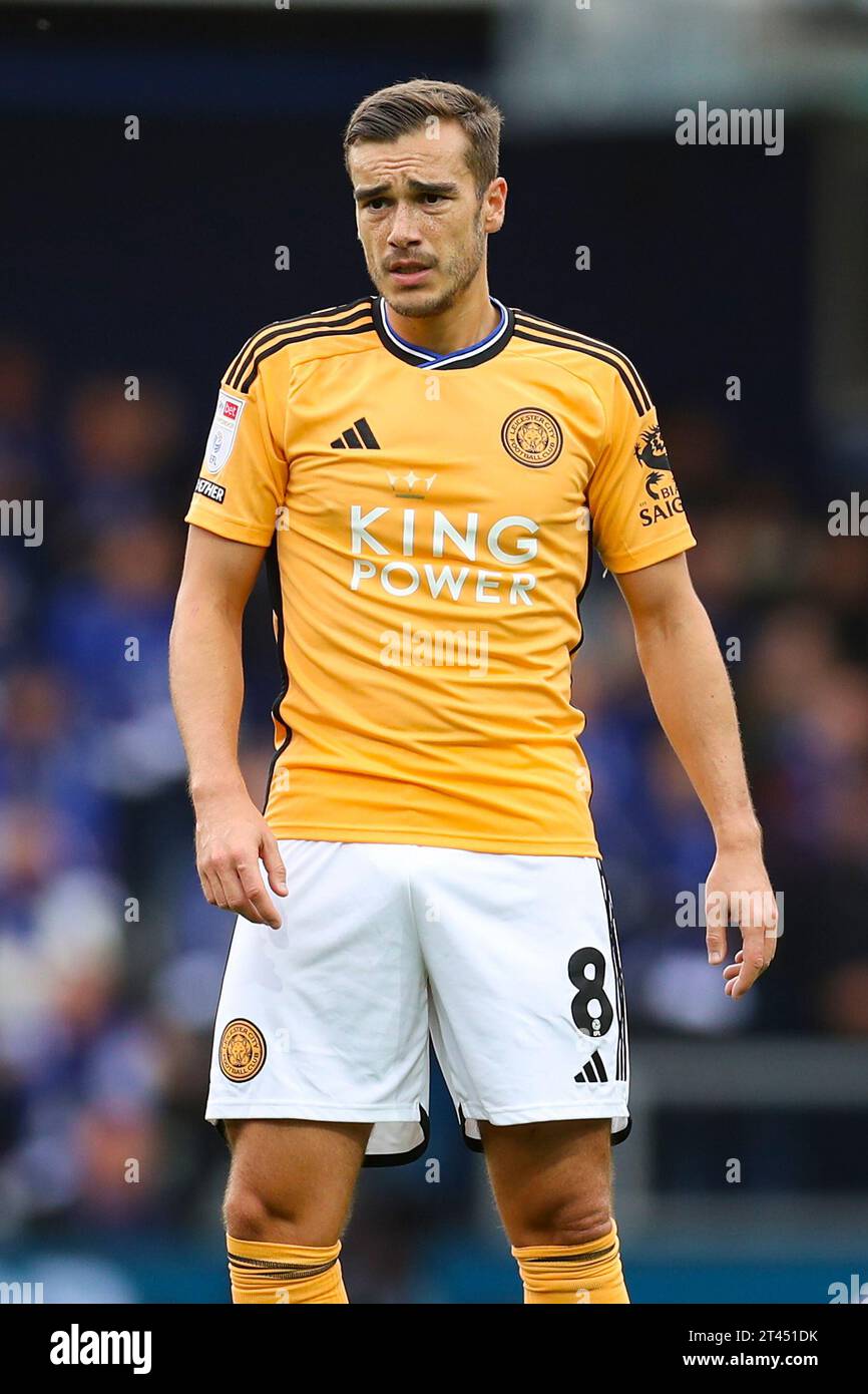 Leicester city midfielder harry winks 8 hi-res stock photography and ...