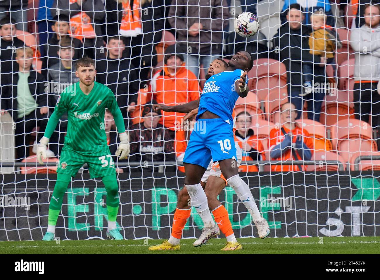 Ephron Mason-Clark #10 of Peterborough United controls the ball during ...