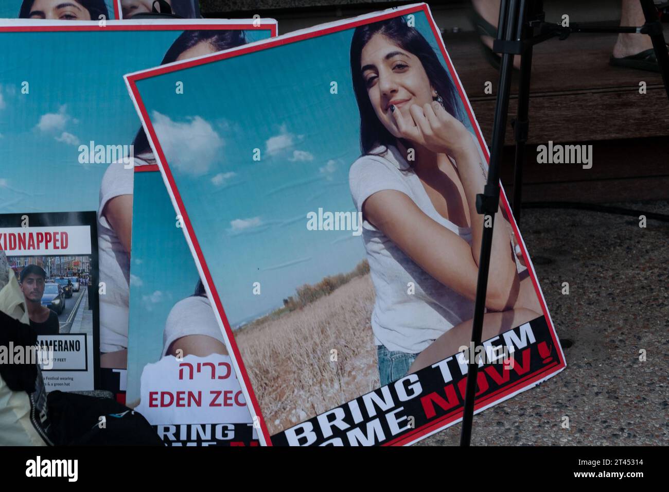 Tel Aviv, Israel - OCT 28, 2023 - Israeli civilians gathered in ...