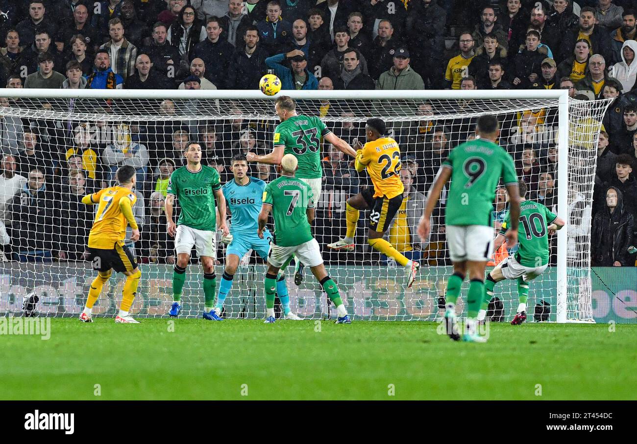 28th October 2023; Molineux Stadium, Wolverhampton, West Midlands ...