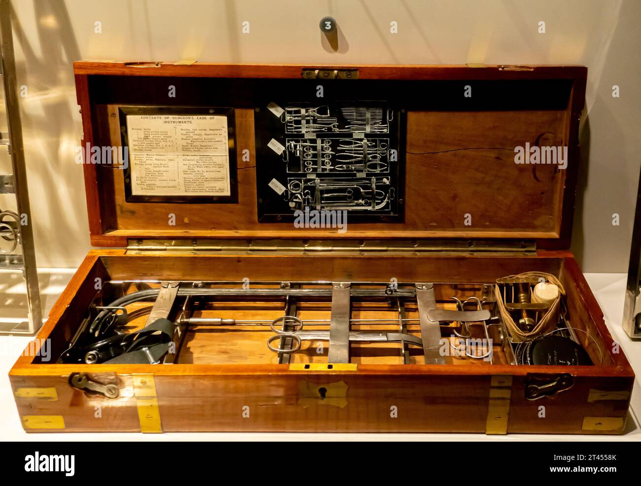 Medical instruments hi-res stock photography and images - Alamy