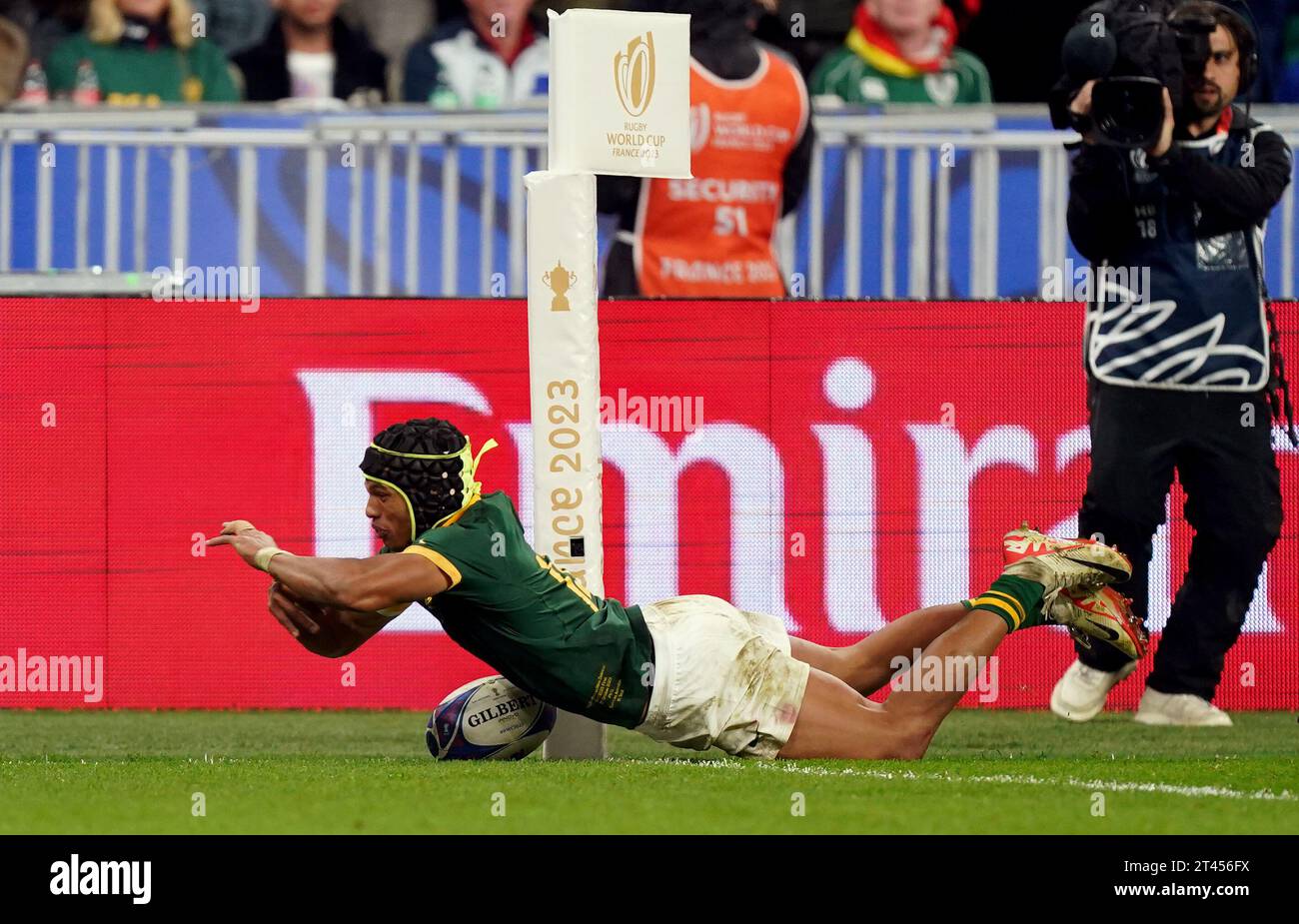 South Africa's Kurt-Lee Arendse goes close to scoring a try during the ...