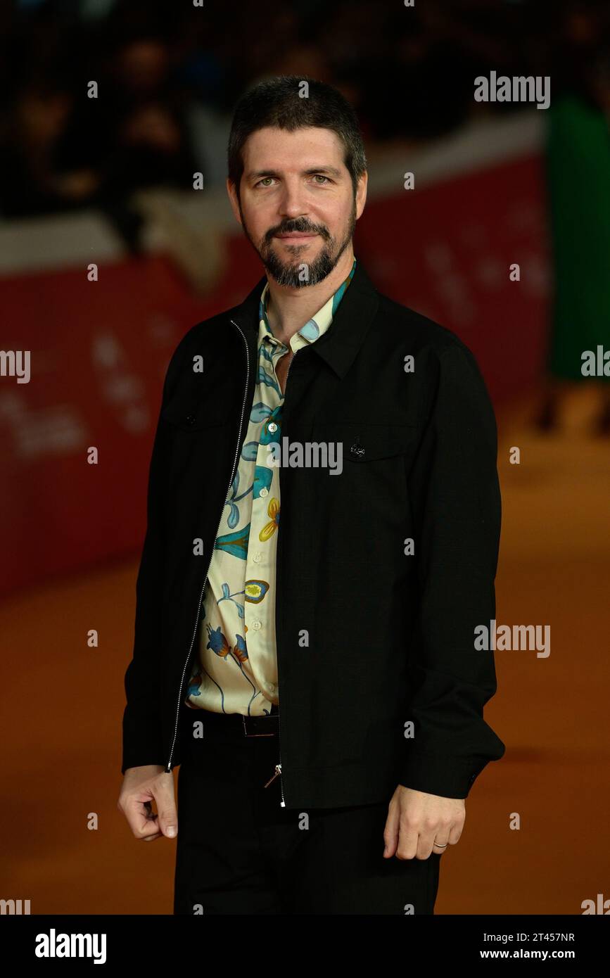 Mare fuori 4 hi-res stock photography and images - Alamy