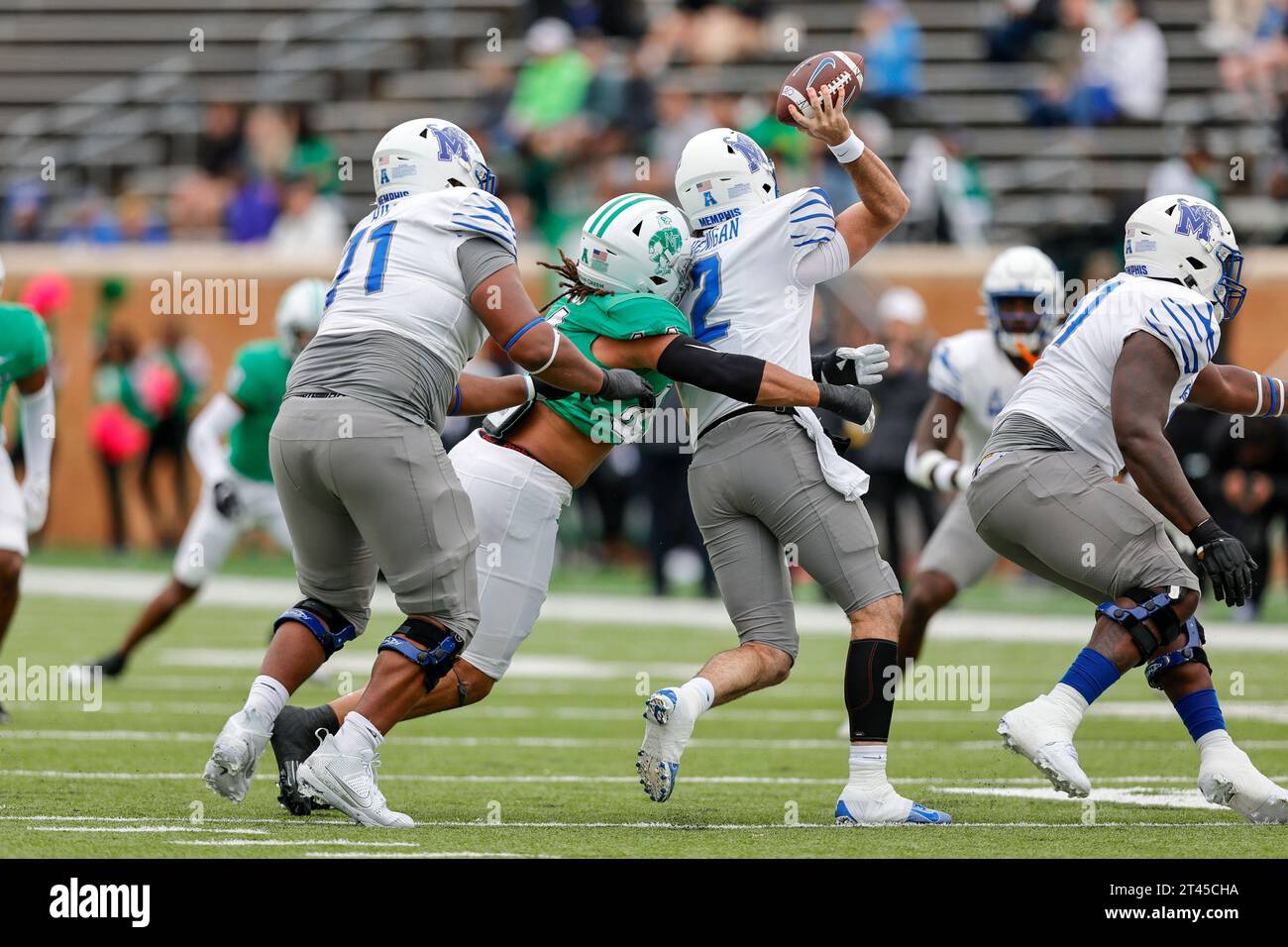 DENTON, TX - OCTOBER 28: Memphis Tigers quarterback Seth Henigan (2 ...