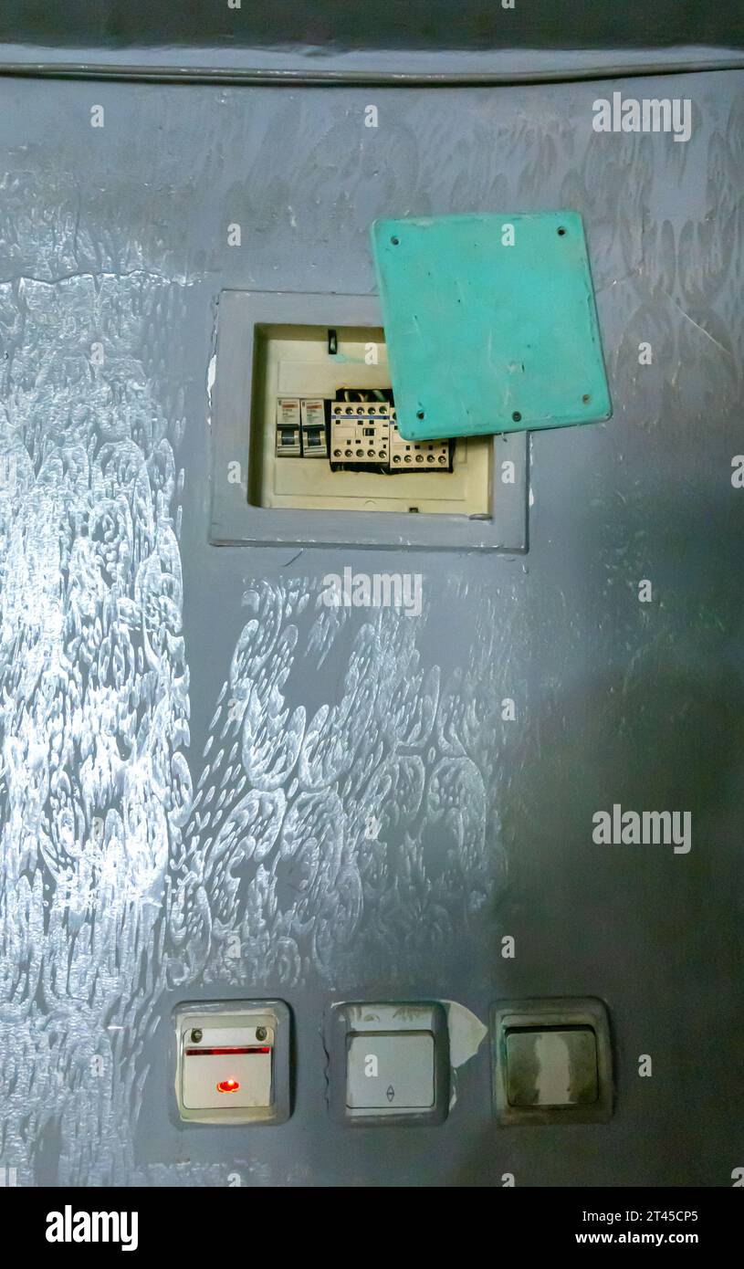 Light switches hi-res stock photography and images - Alamy