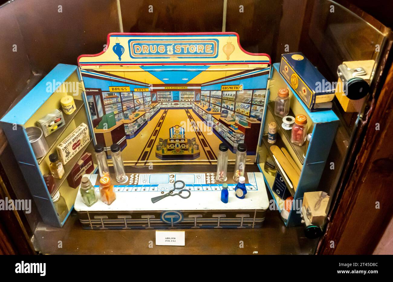 USA 1930 drug store toy set Stock Photo - Alamy