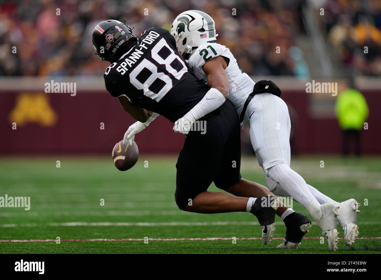 Michigan State defensive back Dillon Tatum (21) breaks up a pass ...