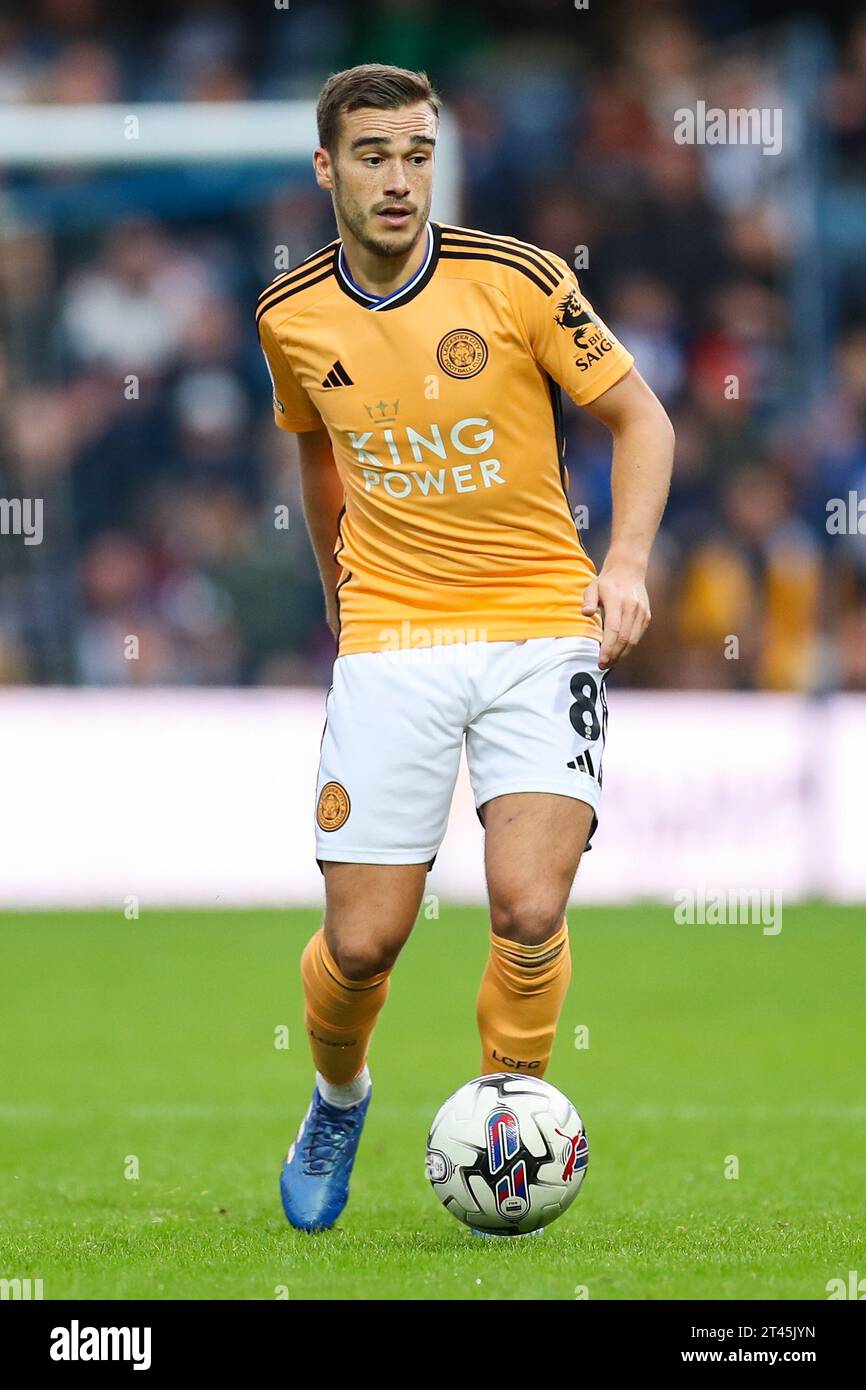 London, UK. 28th Oct, 2023. Leicester City midfielder Harry Winks (8 ...