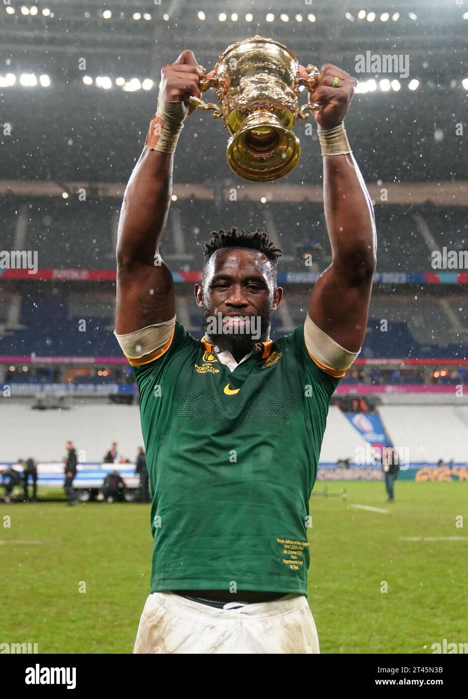 South Africa's Siya Kolisi celebrates with the Rugby World Cup 2023 ...