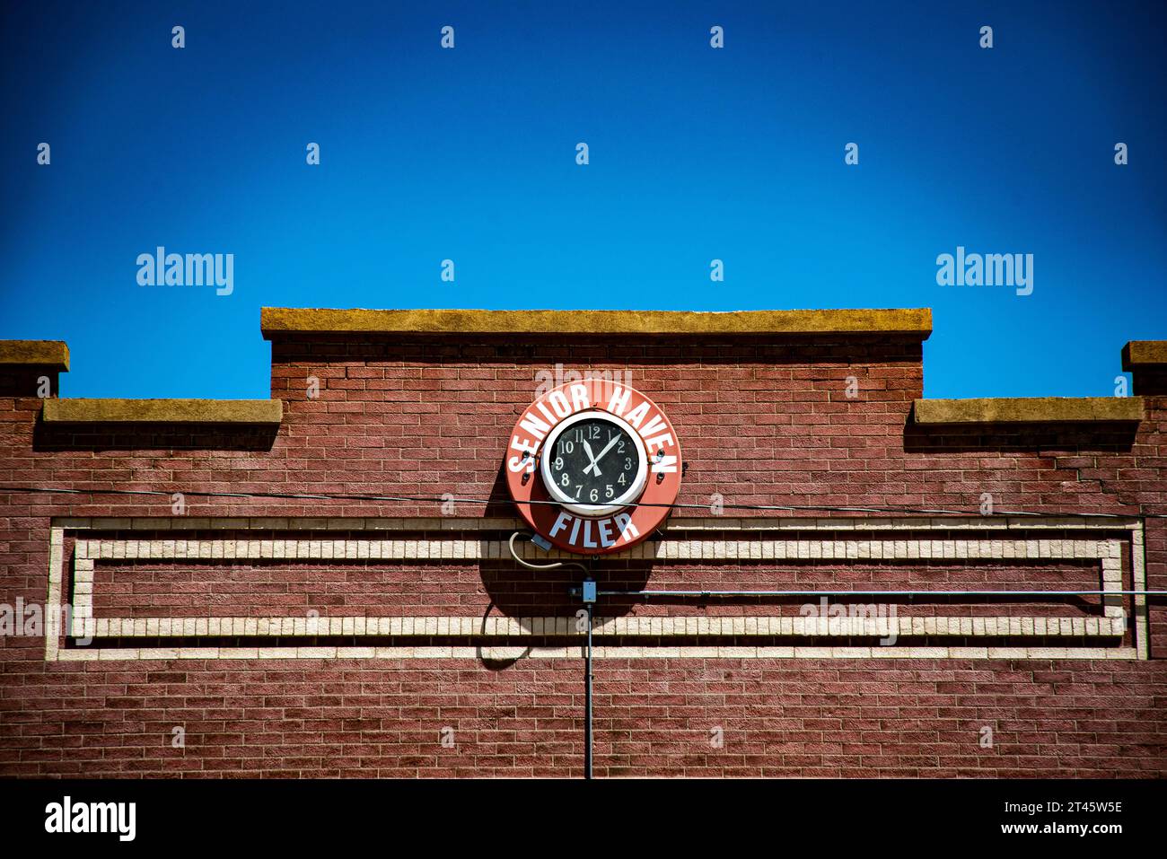 Filer hi-res stock photography and images - Alamy