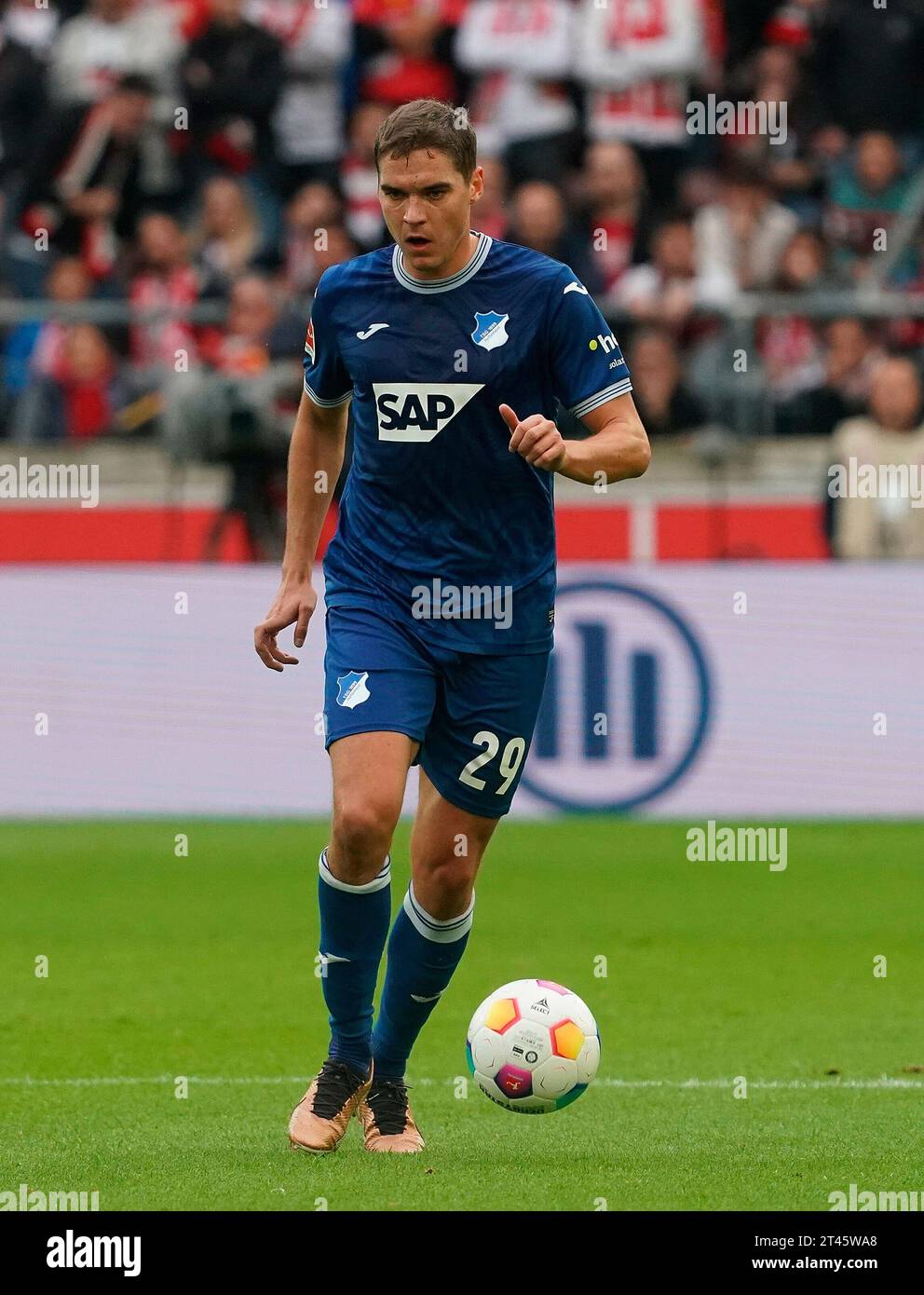 Stuttgart, Deutschland. 28th Oct, 2023. 10/28/2023, MHPArena, Stuttgart, GER, 1.FBL, VfB ...