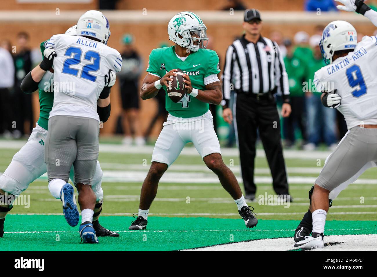 DENTON, TX - OCTOBER 28: North Texas Mean Green quarterback Chandler ...