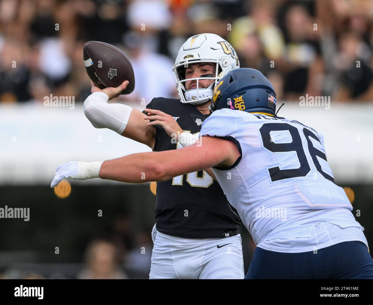 Orlando, FL, USA. 28th Oct, 2023. UCF quarterback John Rhys Plumlee (10 ...
