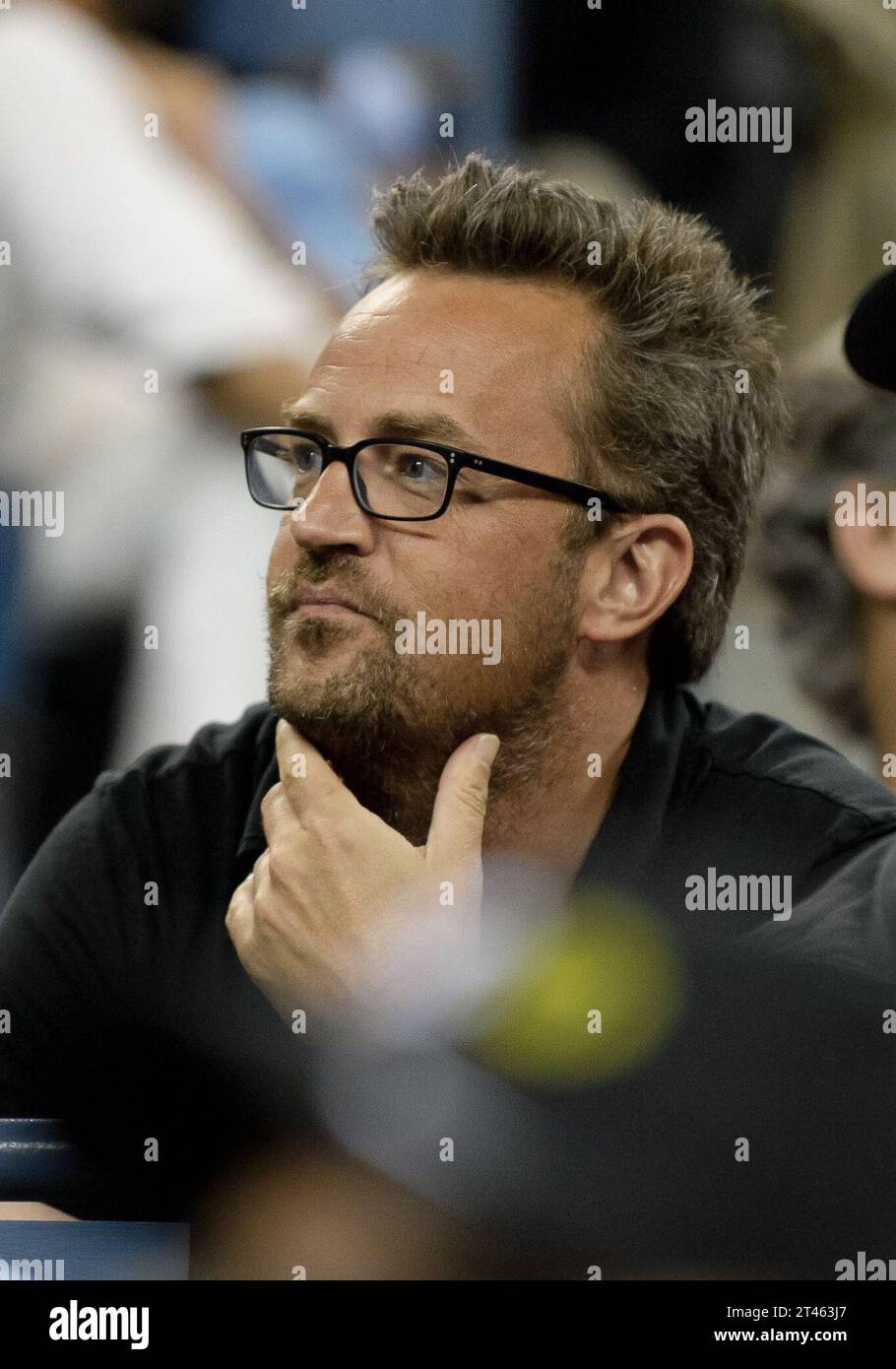 Matthew perry tennis hi-res stock photography and images - Alamy