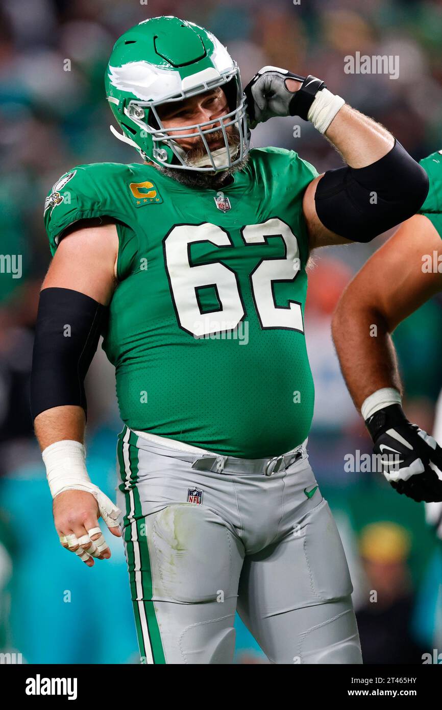 Philadelphia Eagles center Jason Kelce (62) in action against the Miami ...