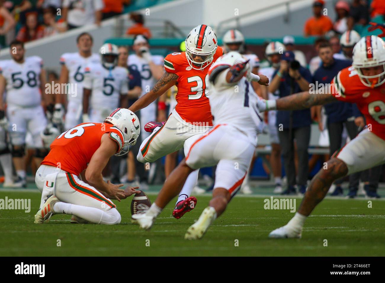 Hand rock stadium hi-res stock photography and images - Alamy