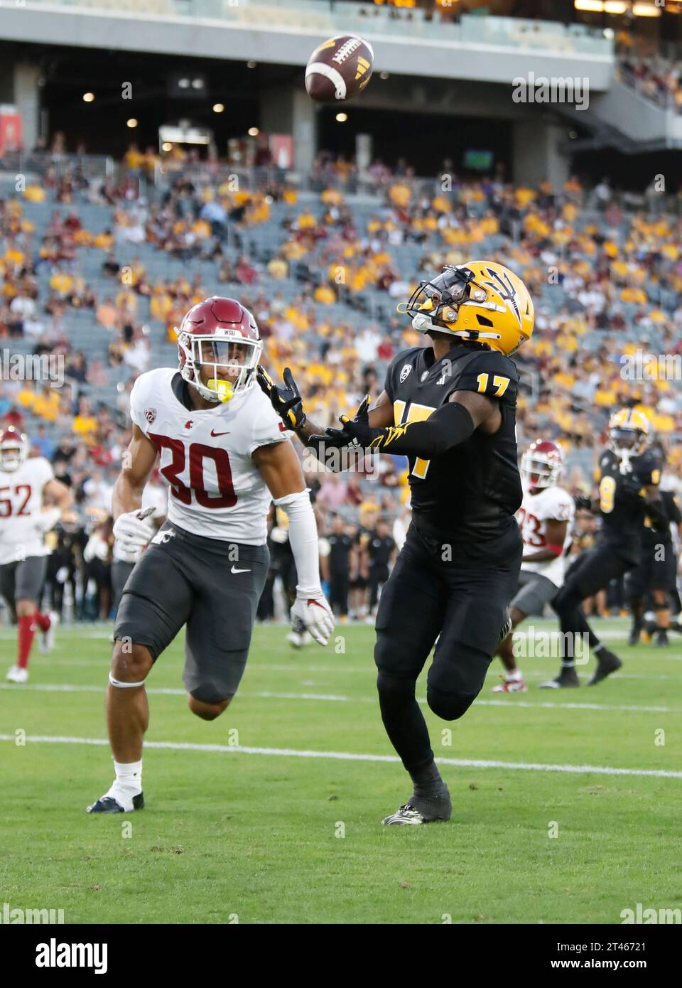 Tempe, Arizona, USA. 28th Oct, 2023. Wiide receiver Kaleb Black (17) of ...