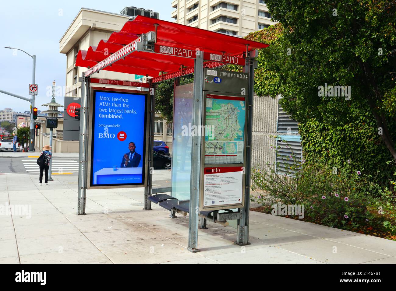 San francisco muni bus stop hi-res stock photography and images - Alamy
