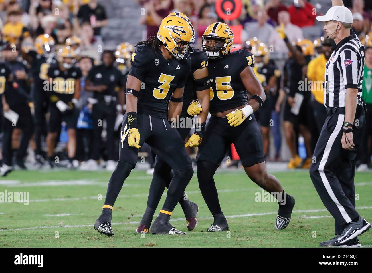 TEMPE, AZ - OCTOBER 28: Arizona State Sun Devils defensive lineman ...