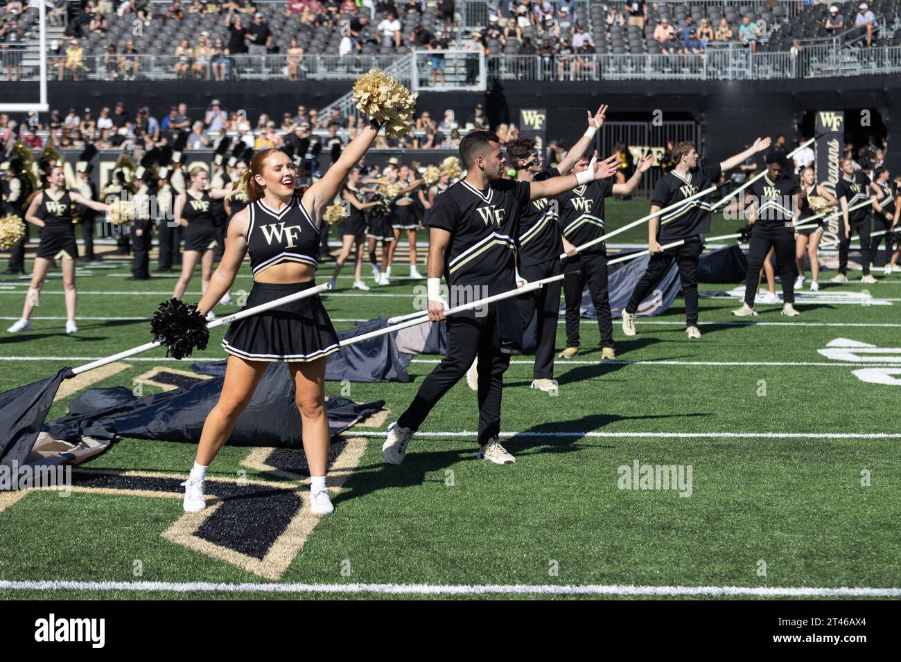 Winston-Salem, NC, USA. 28th Oct, 2023. Wake Forest Demon Deacons cheer leaders get fans ready ...