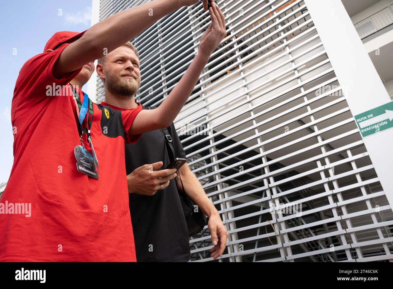 Mexico City Grand Prix, Mexico. 28th Oct, 2023. Kevin Magnussen poses ...