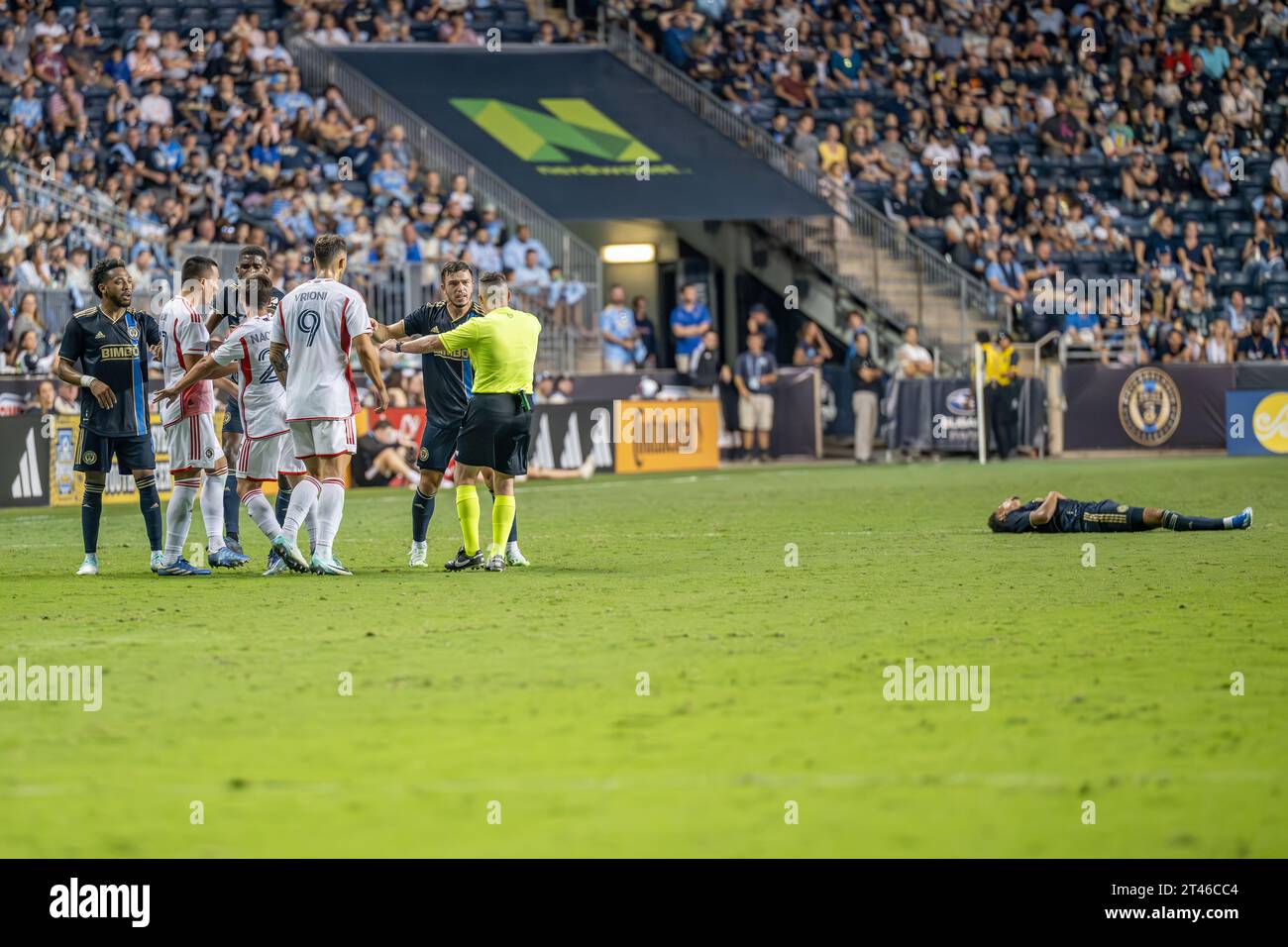 Injury referee football hi-res stock photography and images - Alamy