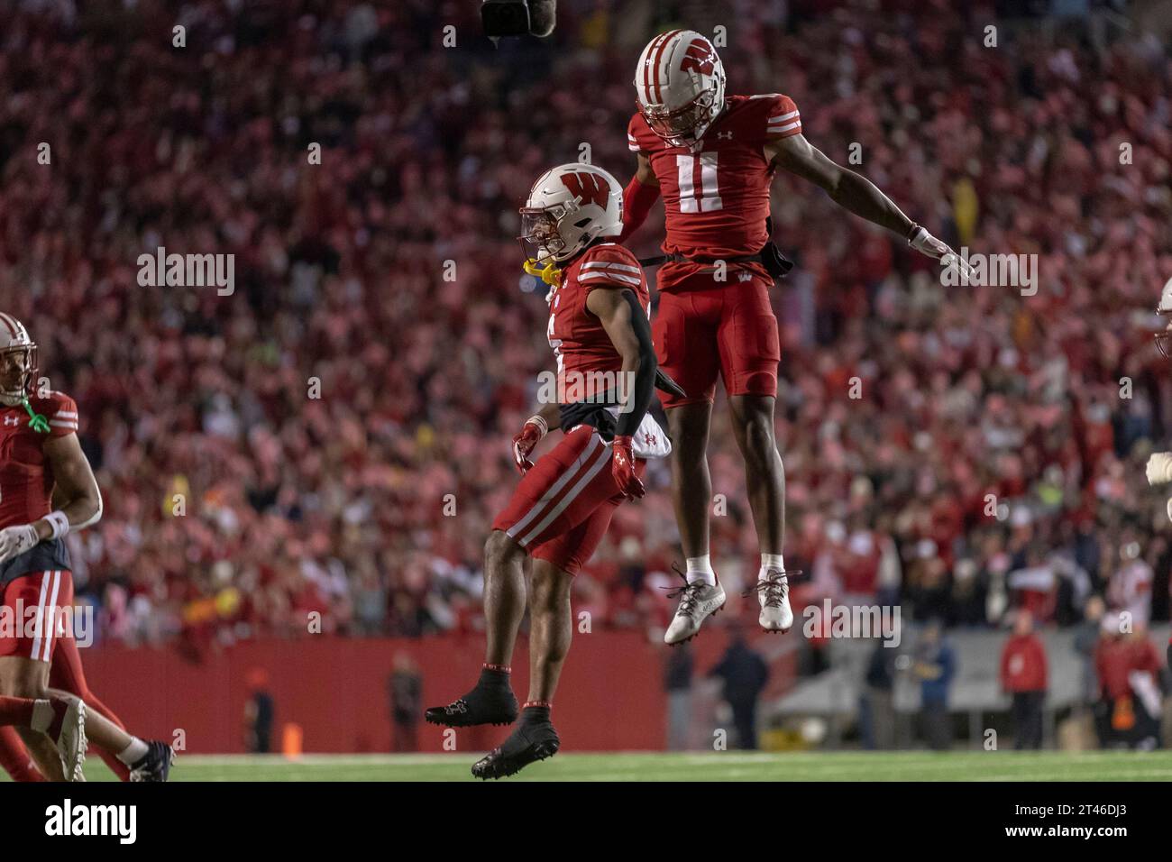 MADISON, WI - OCTOBER 28: Wisconsin Badgers wide receiver Skyler Bell ...