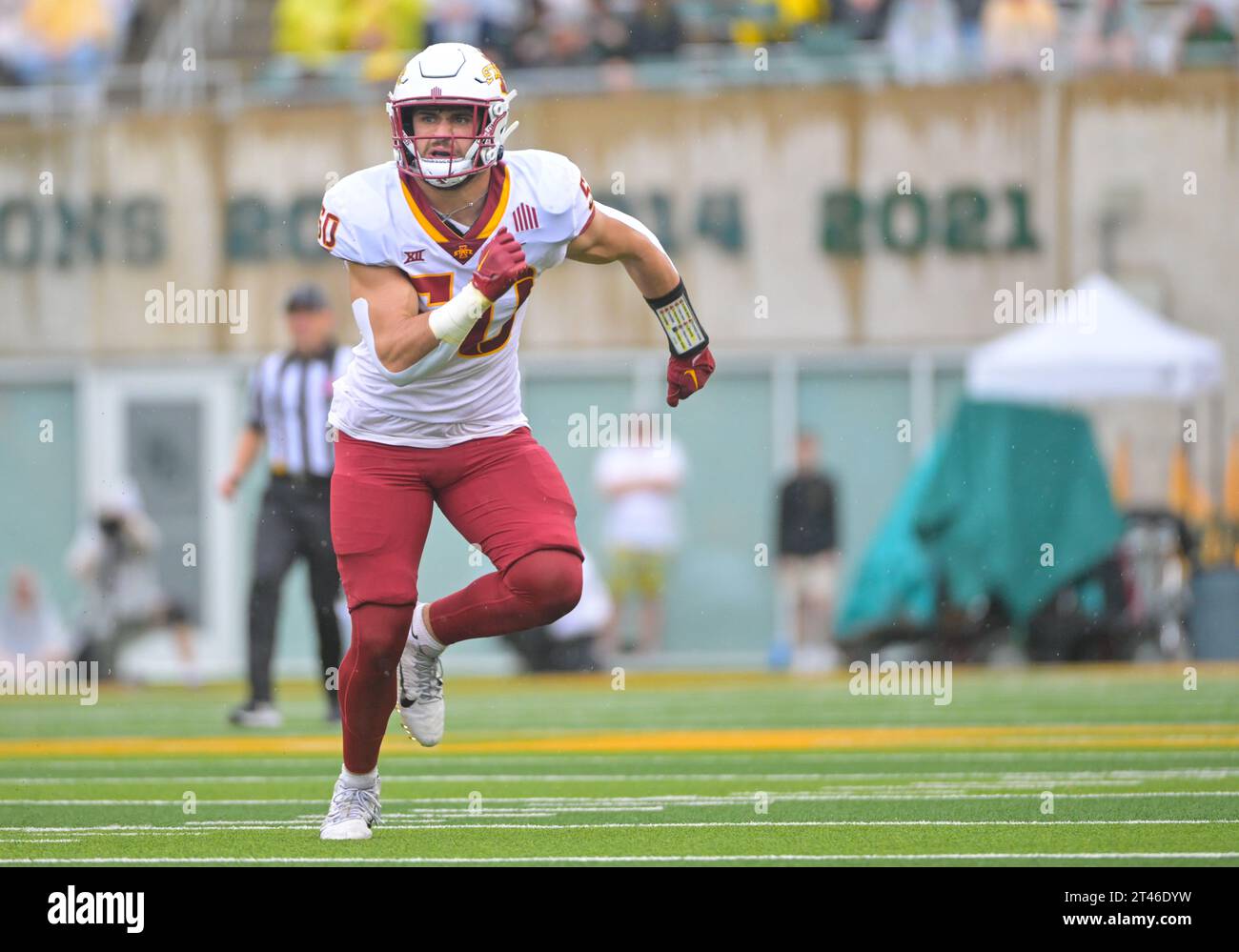 Waco, Texas, USA. 28th Oct, 2023. Iowa State Cyclones linebacker Caleb ...
