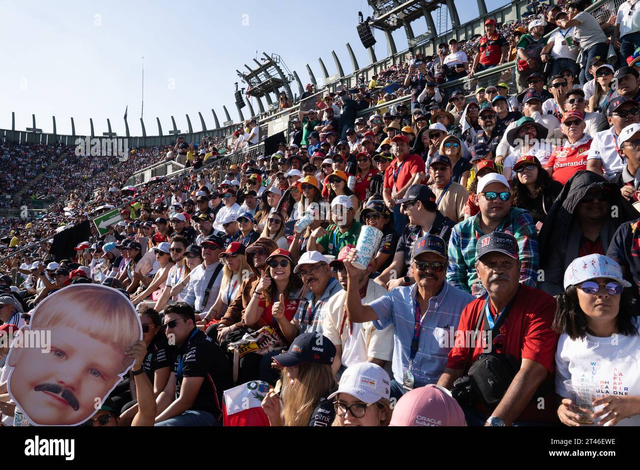 Formula 1 camera car hi-res stock photography and images - Alamy