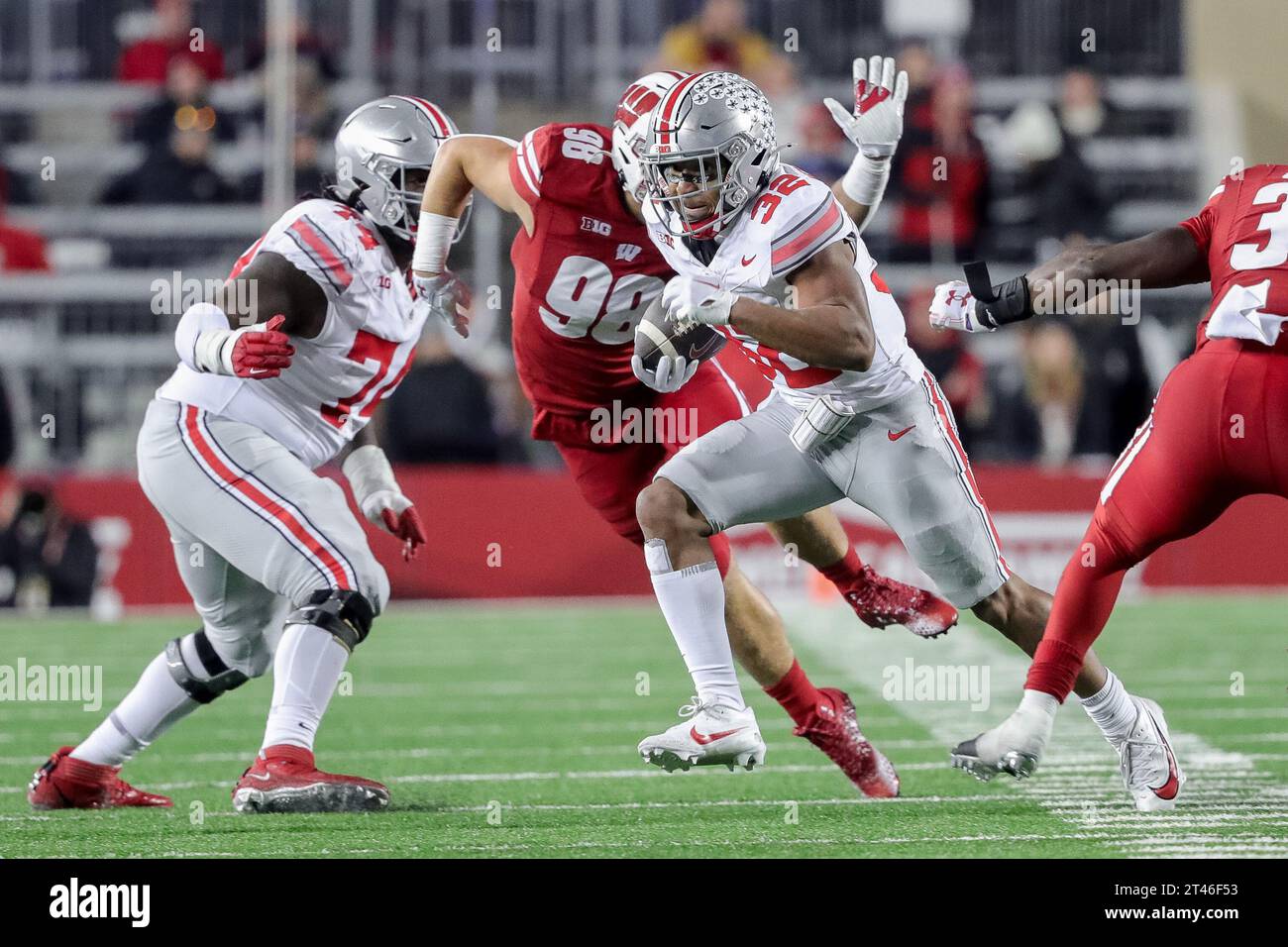 Madison, Wisconsin, USA. 28th Oct, 2023. Ohio State Buckeyes running ...