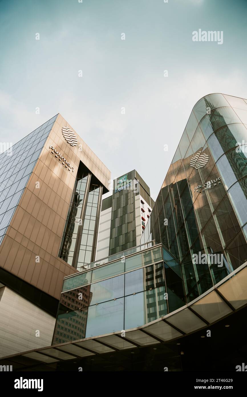 Iconic Orchard Road Singapore Cityscape Pullman Hotel and Holiday Inn ...
