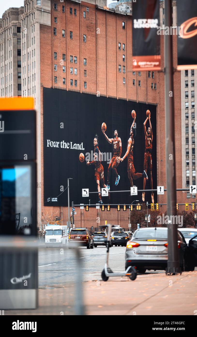 Cleveland skyline sherwin williams hi-res stock photography and images ...