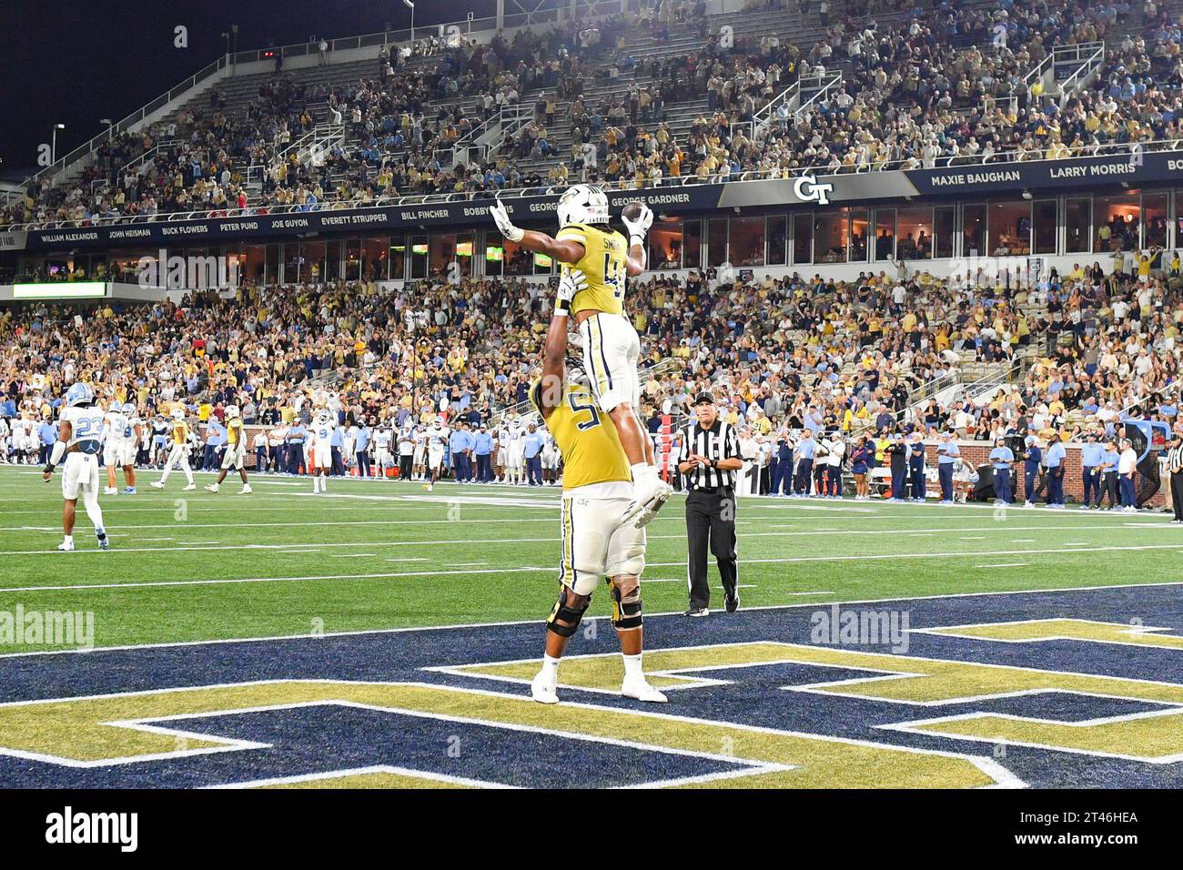 ATLANTA, GA – OCTOBER 28: Georgia Tech running back Dontae Smith (4) is ...