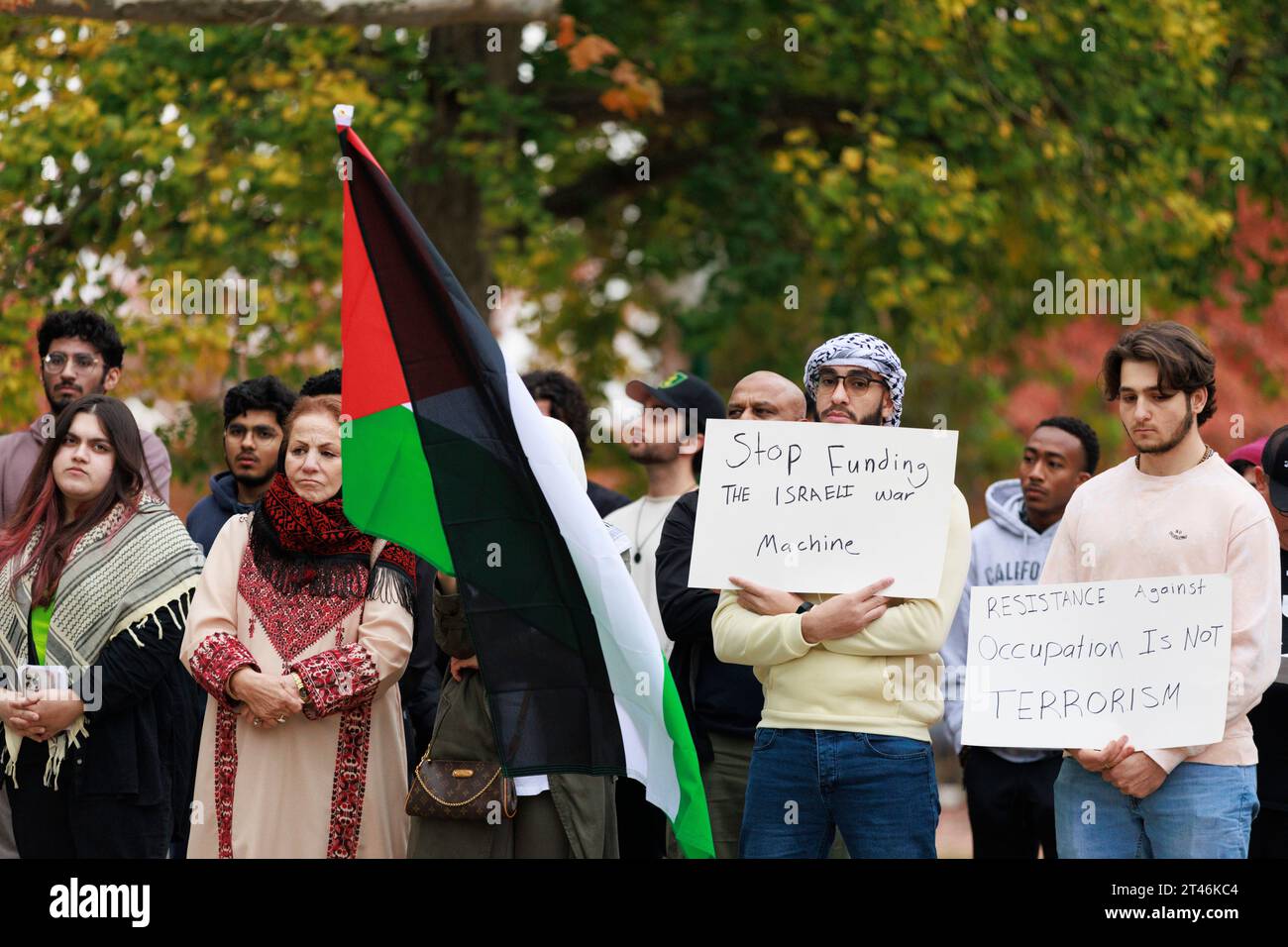 Bloomington, USA. 28th Oct, 2023. Protesters hold signs in Dunn Meadow ...