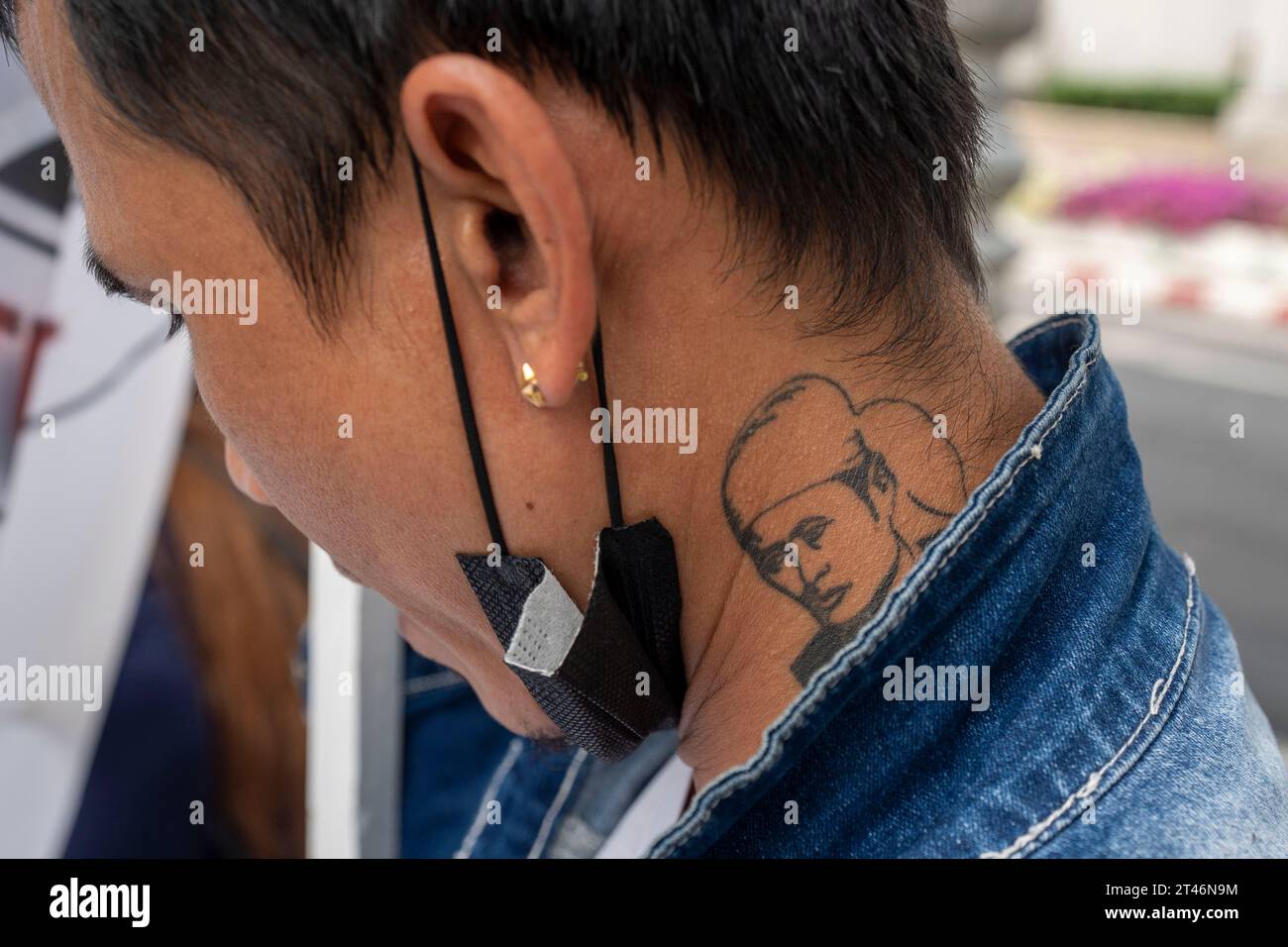 Bangkok, Bangkok, Thailand. 29th Oct, 2023. A protestor displays a ...
