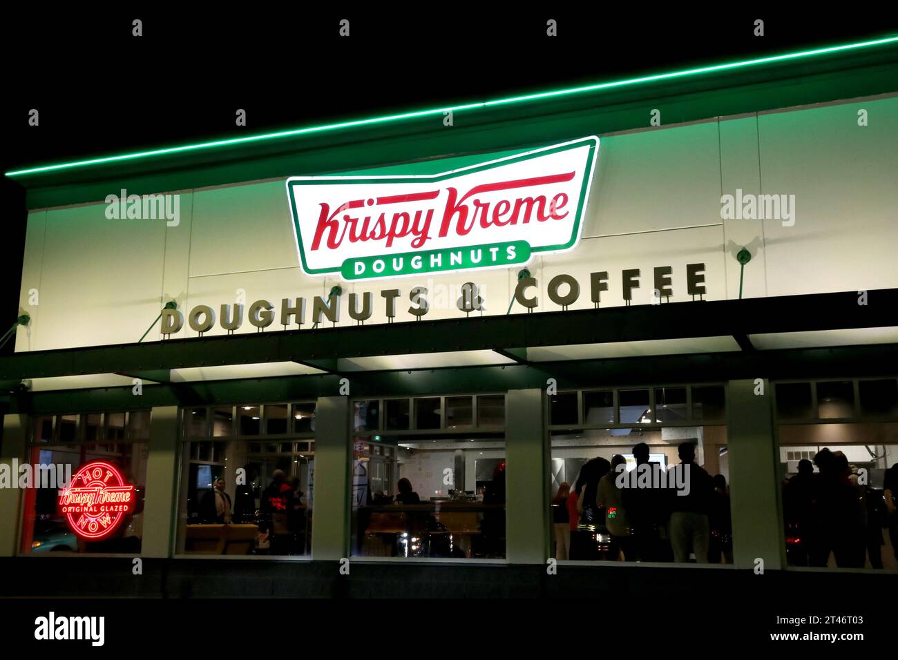 Krispy kreme doughnuts canada hi-res stock photography and images - Alamy