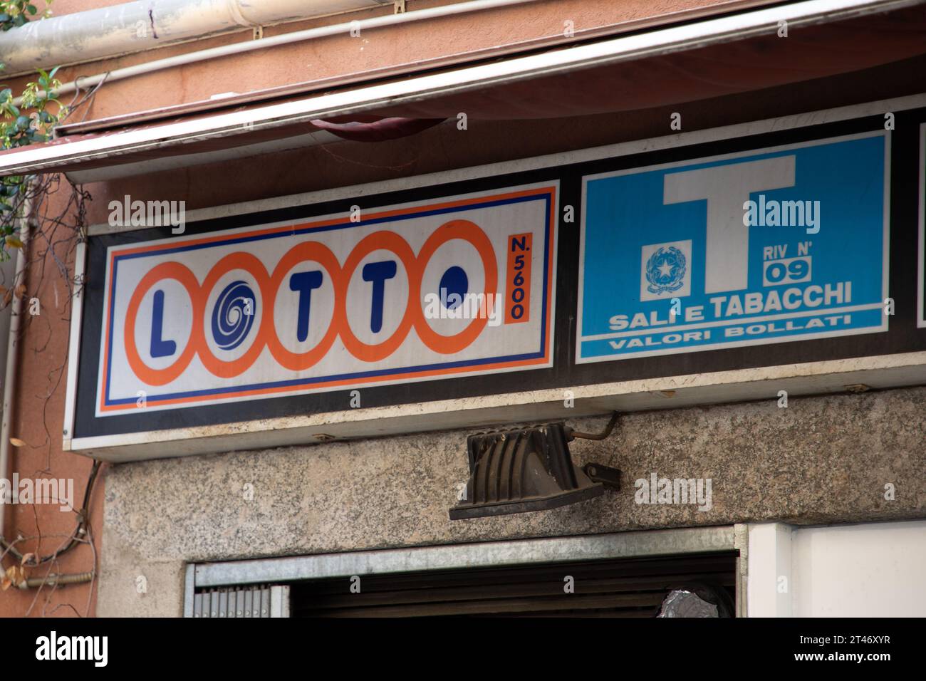 Tabacchi sign hi-res stock photography and images - Alamy