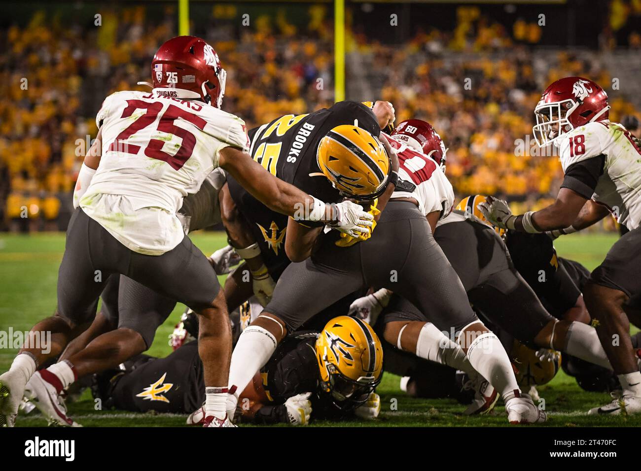 Arizona State Sun Devils running back DeCarlos Brooks (25) runs in for ...