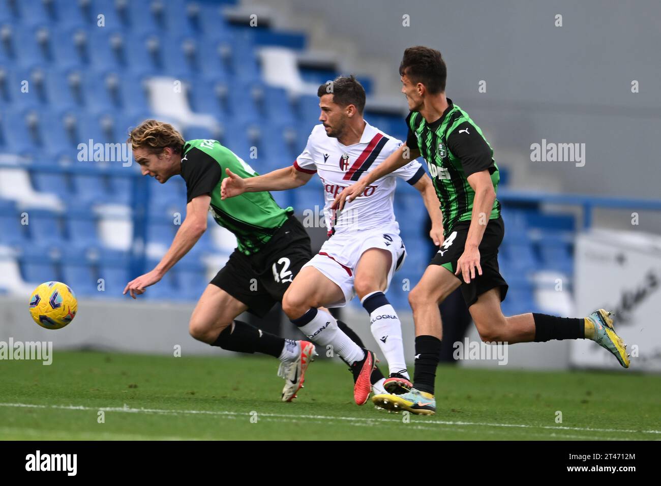 Freuler bologna sassuolo hi-res stock photography and images - Alamy